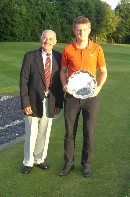 Michael Farr wins the Andrew Hare Salver. :: Midland Golf union